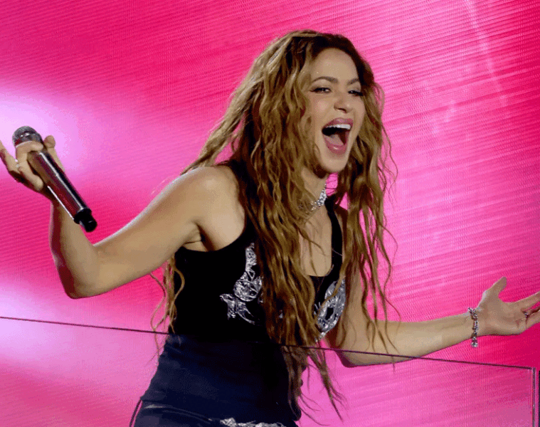Shakira da a conocer las fechas de su gira Las Mujeres Ya No Lloran ...