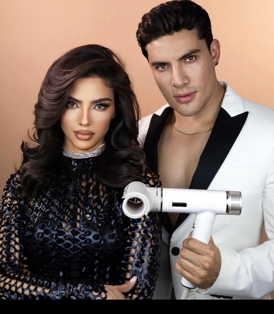 Transforma Tu Look con el Shark Flex y Victor Guadarrama – Revista ...