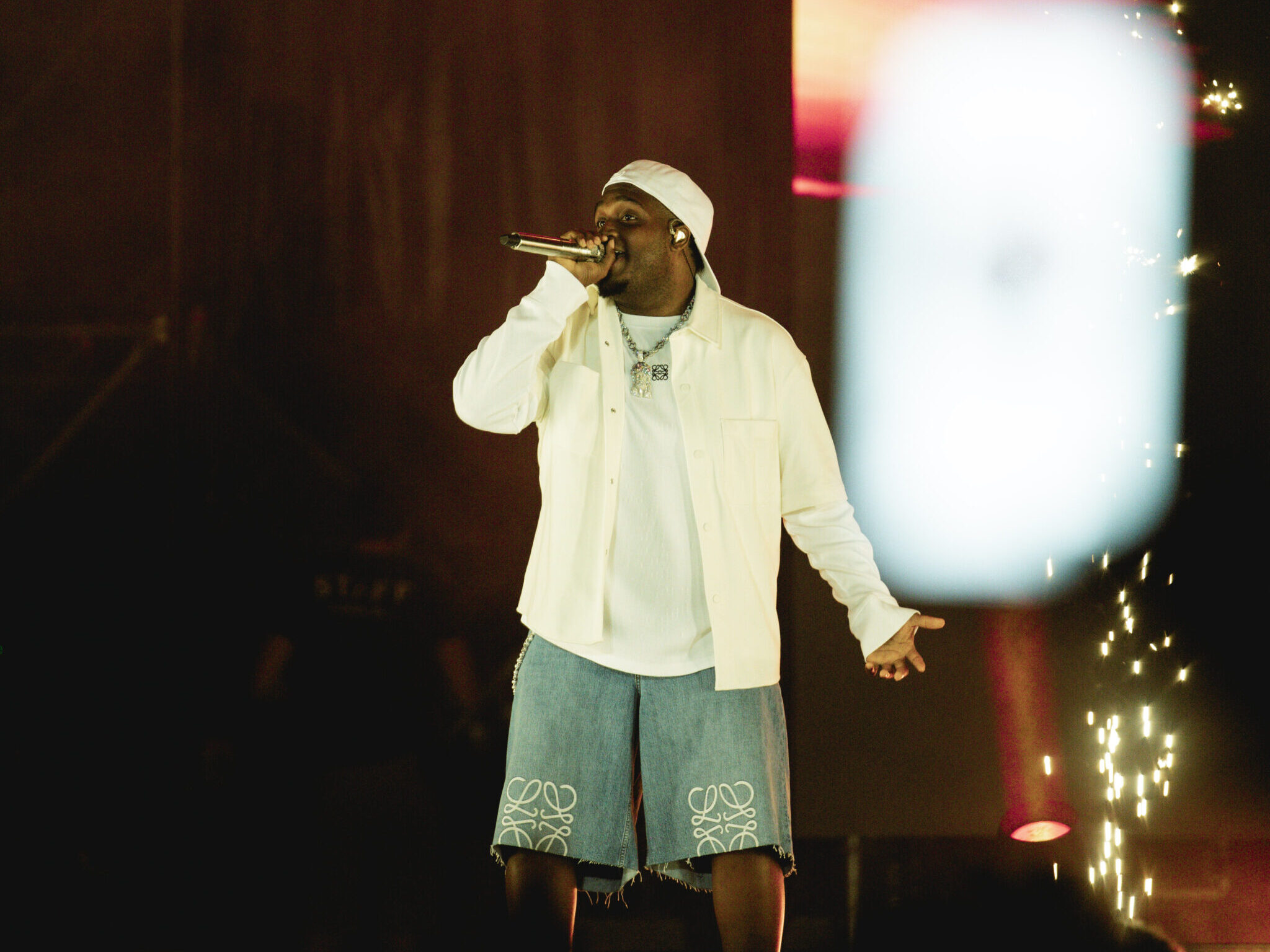 Sech conquista Europa con su “Antes del Tour” y llega listo para ...